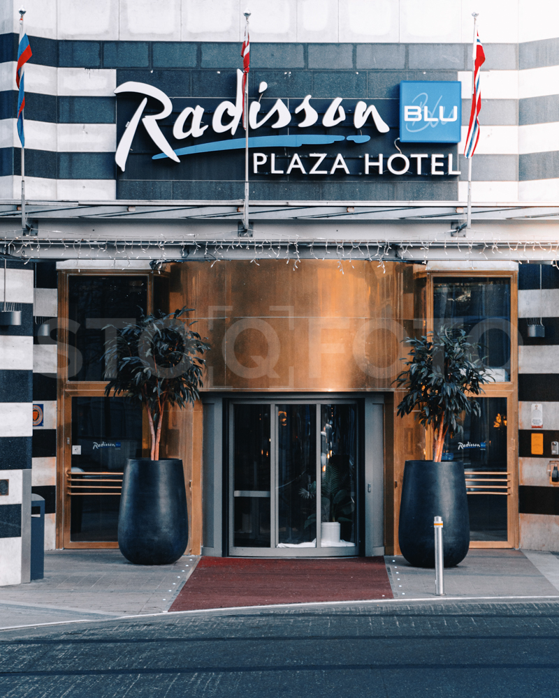 Inngang til hotel – Stoqfoto